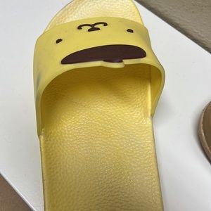 Pompompurin | Shoes | Brand New With Flaw Pompompurin Mismatched ...